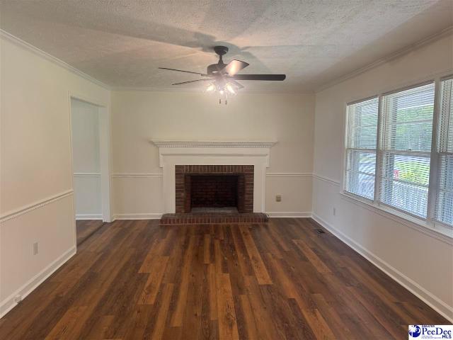 1606 Old Corner Ct
