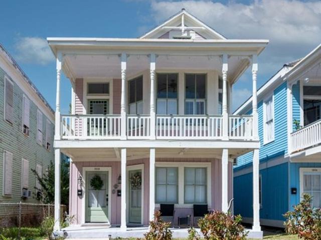1606 Avenue L, Galveston, TX 77550