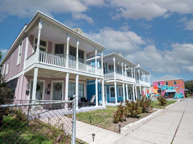1606 Avenue L, Galveston, TX 77550 | MLS #68811 | Compass