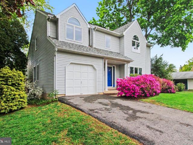 1606 Buttonwood Road