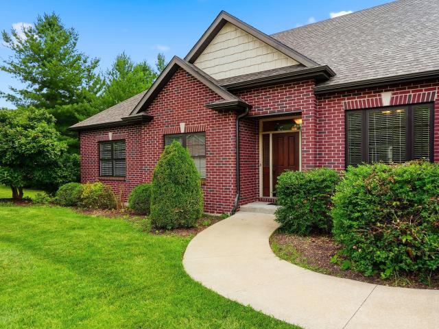 1606 brookfield manor