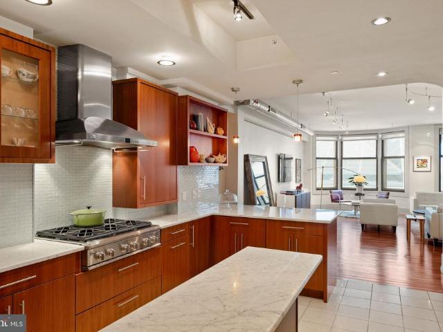 1606 Chestnut Street # 2