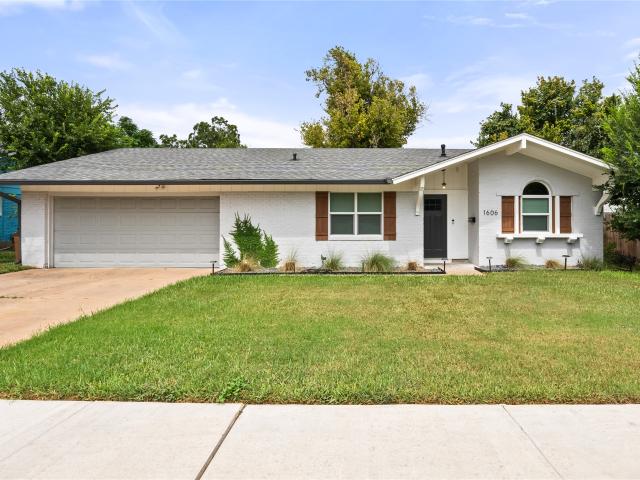 1606 Colony Creek Dr, Austin, TX 78758 | MLS #1624 | Compass