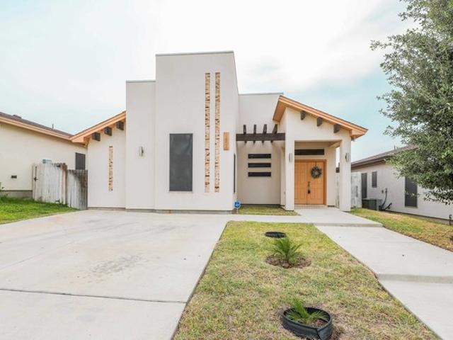 1606 Cozumel Dr, Laredo, TX 78046