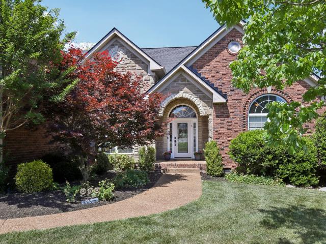 1606 Danbury Ln
