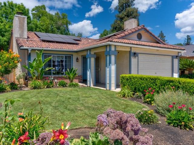 1606 E Eclipse Ave, Fresno, CA 93720