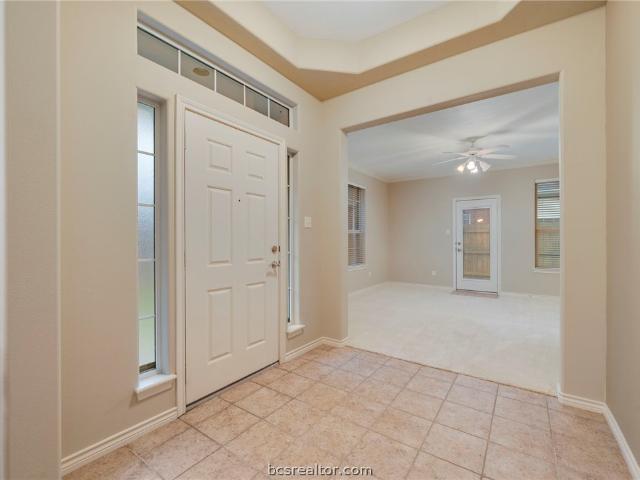 1606 Fable Lane