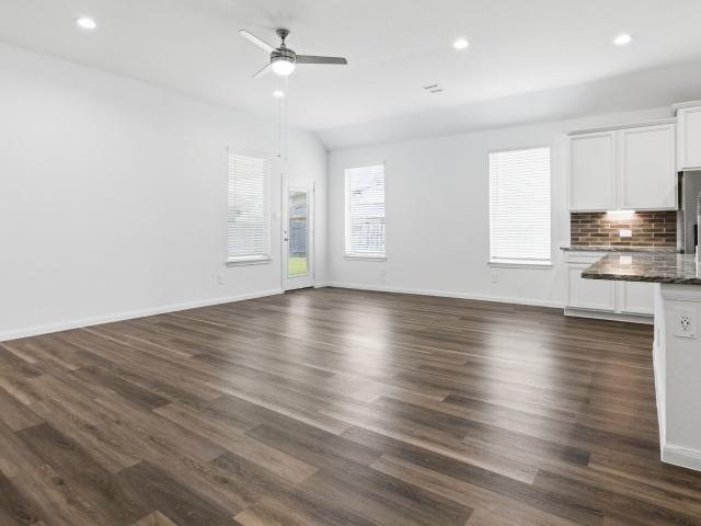 1606 Happy Valley Street