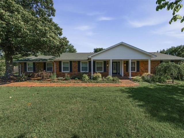 1606 Redwood Way, Bowling Green, KY 42103