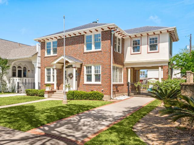 1606 Rosenberg Street