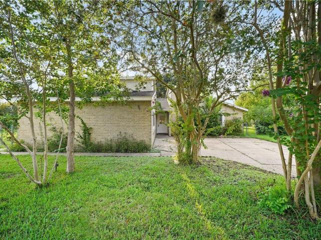1606 Stone Lake Drive
