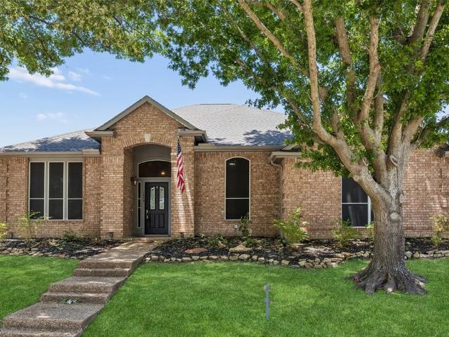 1606 Sarah Brooks Dr, Keller, TX 76248 | MLS #21229