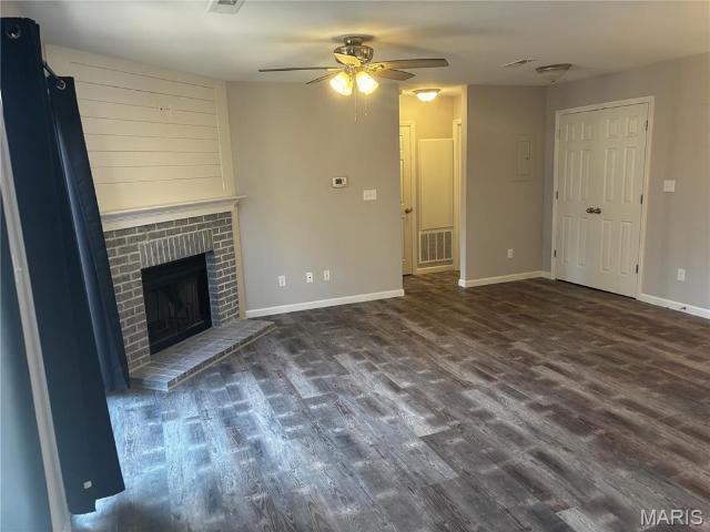 1606 Willow Wren Ct, Unit 305, Florissant, MO 63033 | MLS #26008 | Compass