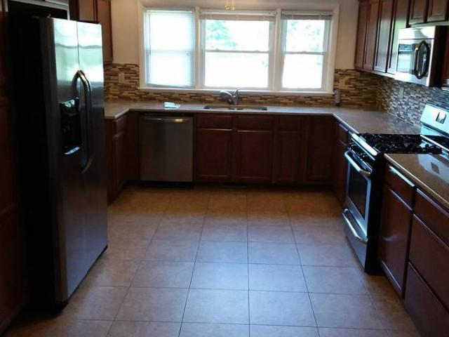 1606HE 5 Bedroom Apartment for Rent at 1606 W Healey St, Champaign, IL 61821