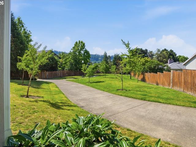 16075 sw whistling swan ln