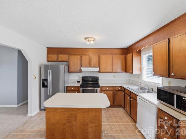 1607 Mcfarland Drive