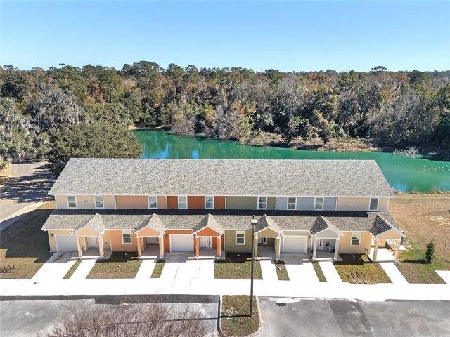 1607 NW 29th Rd Unit 4, Gainesville, FL 32605