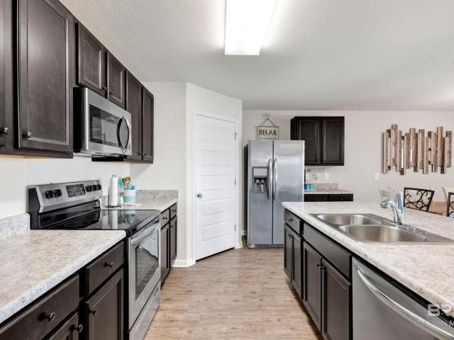 1607 Abbey Loop