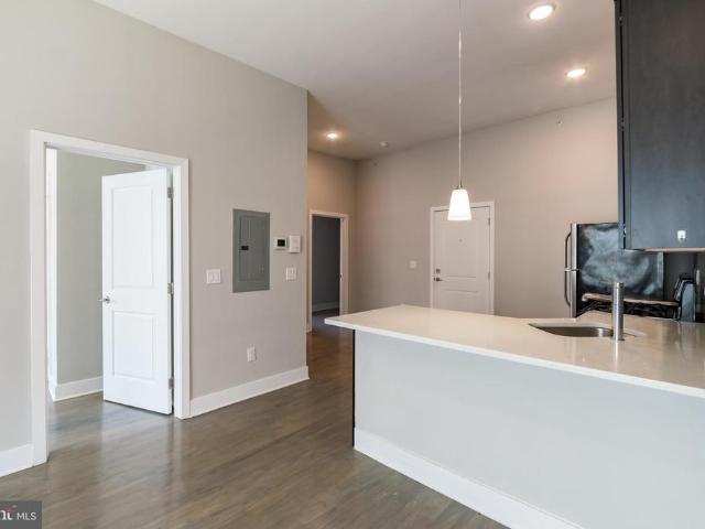 1607 Catharine Street # UNIT 3D