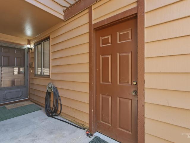 1607 Davis Ave #56