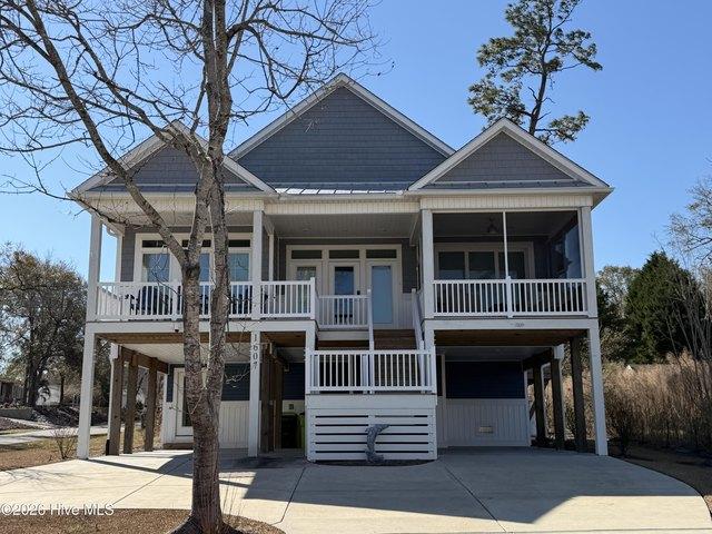 1607 E Yacht Dr, Oak Island, NC 28465