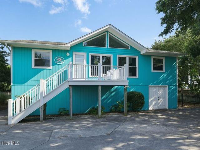 1607 Emerald Dr, Emerald Isle, NC 28594