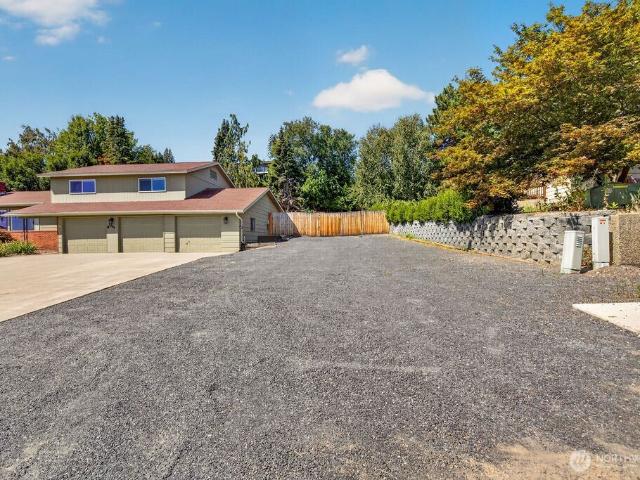 1607 Horselake Road