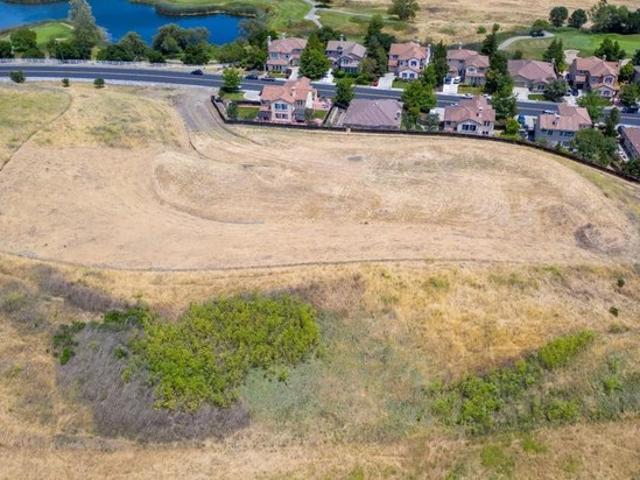 1607 Landmark Dr, Vallejo, CA 94591