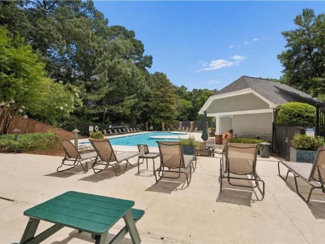 1607 Liberty Lane