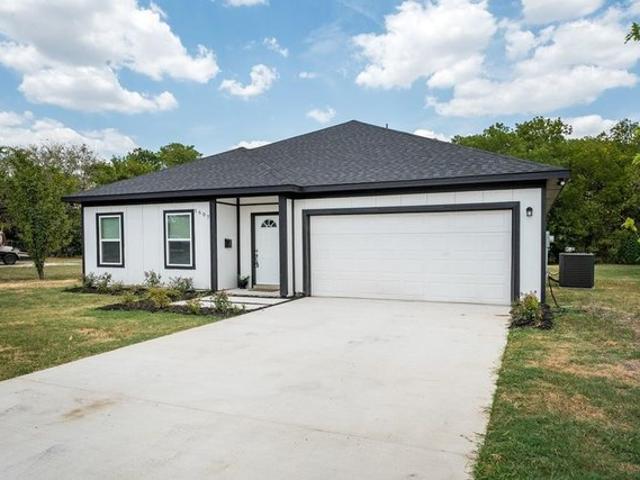 1607 Park St, Kaufman, TX 75142