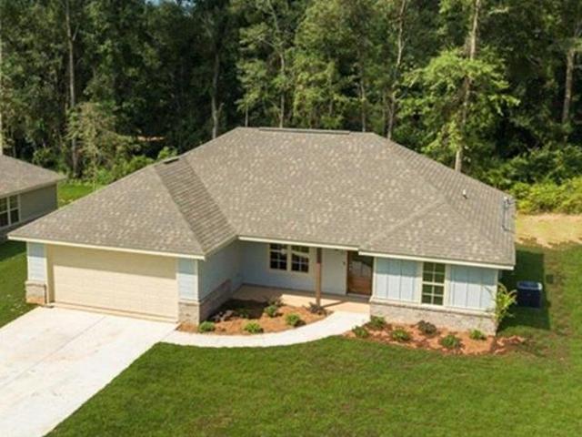 1607 Plumosa Ave, Lehigh Acres, FL 33972