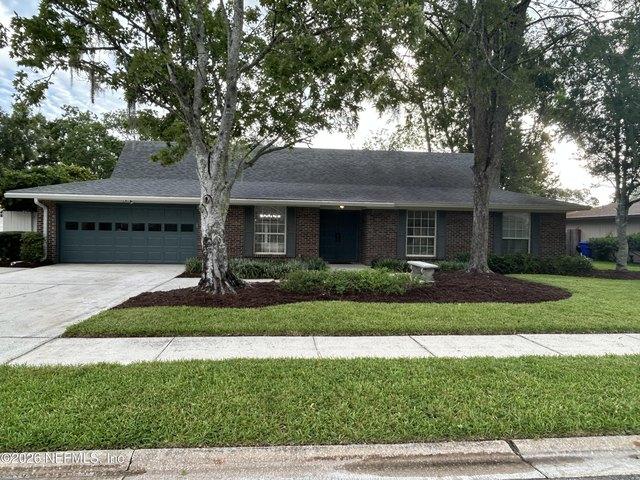 1607 Sheffield Pl, Orange Park, FL 32073