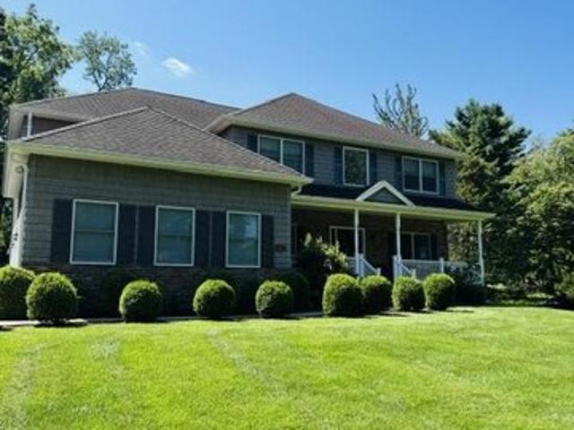1607 Twin Lakes Dr, Manasquan, NJ 08736