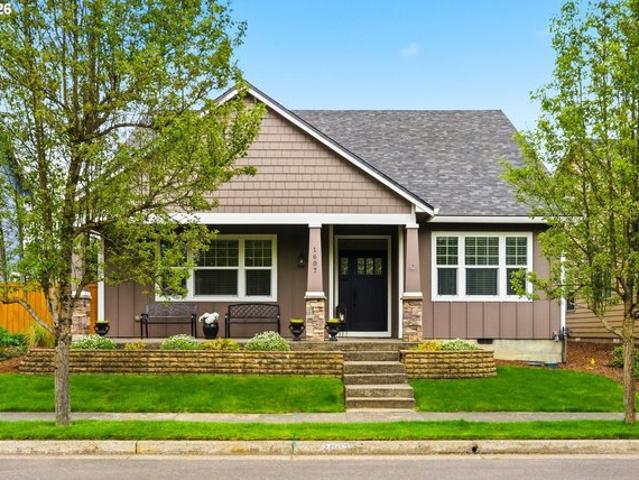 1607 Wood Duck St NE, Silverton, OR 97381