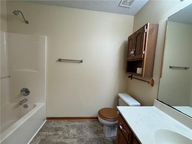 1608 N Lazy Branch Road