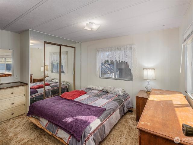 1608 N Western # 27