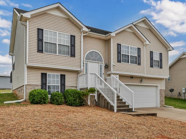 1608 Broad Cir