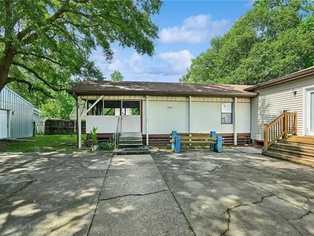 1608 Franklin St, Mandeville, LA 70448
