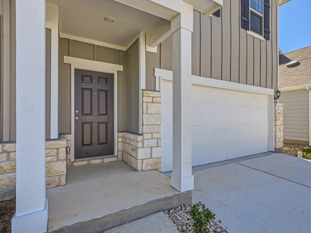 1608 Holly Lake Dr