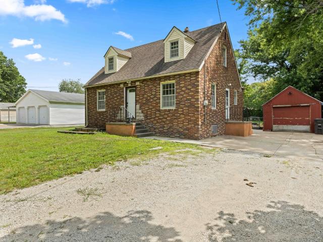 1608 Southlawn Drive