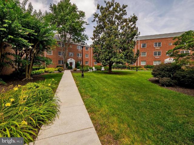 1608 W Abingdon Drive # 102