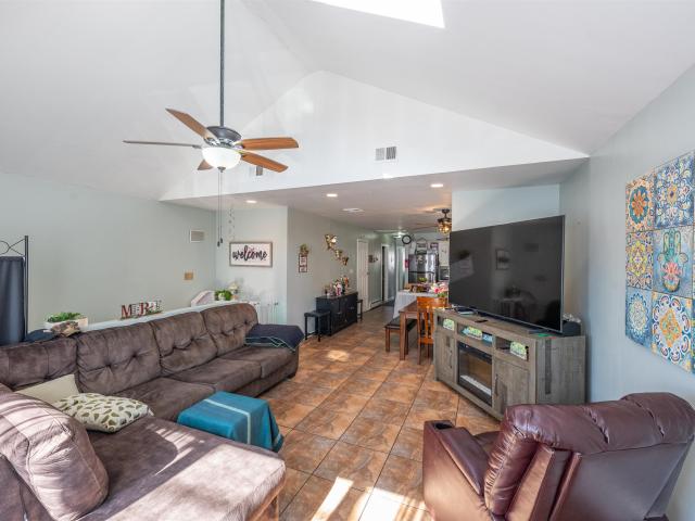 1608 86Th St