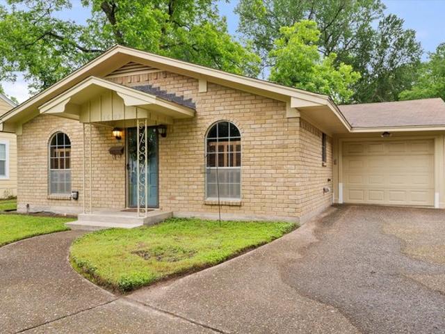 1609 Maplewood Ave, Corsicana, TX 75110