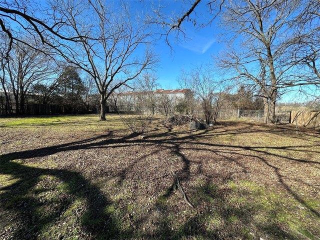 1609 N Brazos Ave, Cleburne, TX 76031