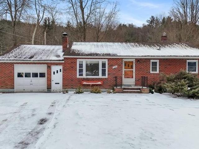 1609 Butternut Dr, Vestal, NY 13850