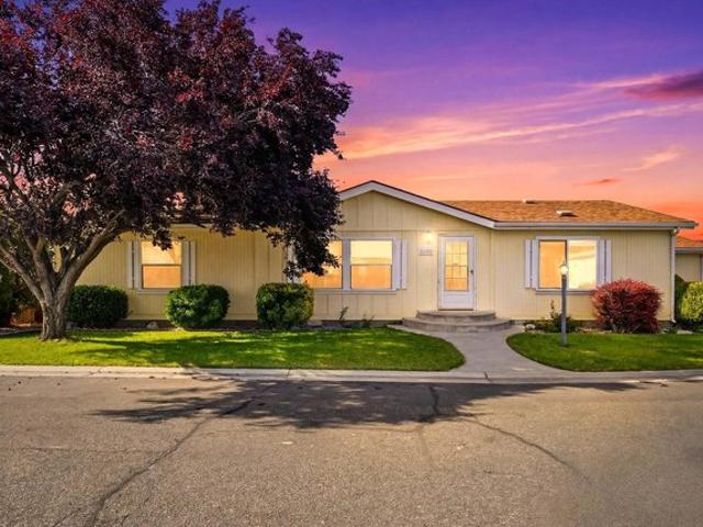 1609 Cactus Loop, Richland, WA 99352