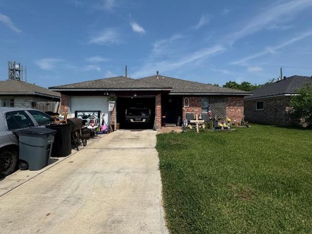 1609 Canary Cir, League City, TX 77573 | MLS #23903
