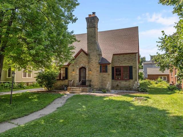 1609 Clark St, Stevens Point, WI 54481