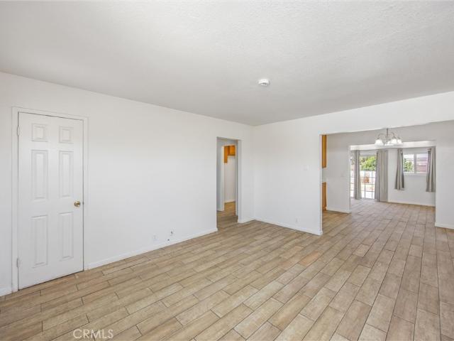 1609 De Anza