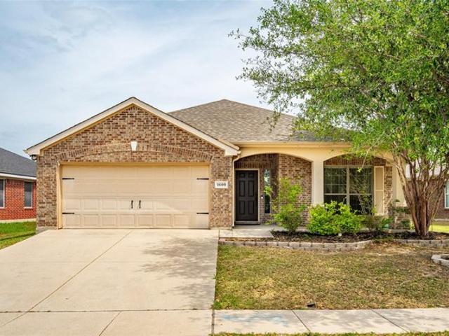 1609 Desperado Rd, Fort Worth, TX 76131